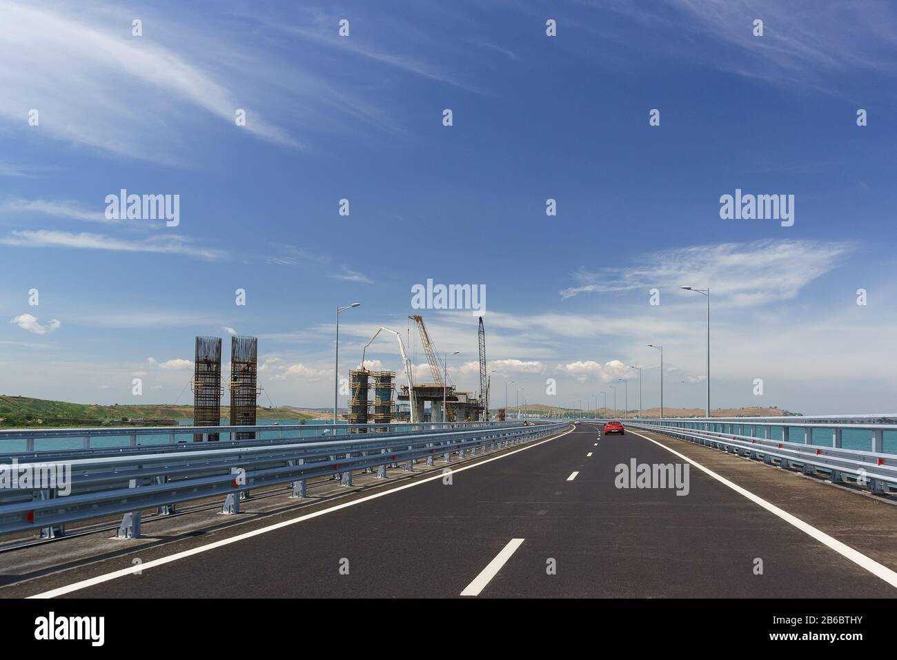 Kerch strait bridge construction hi-res stock photography and images ...
