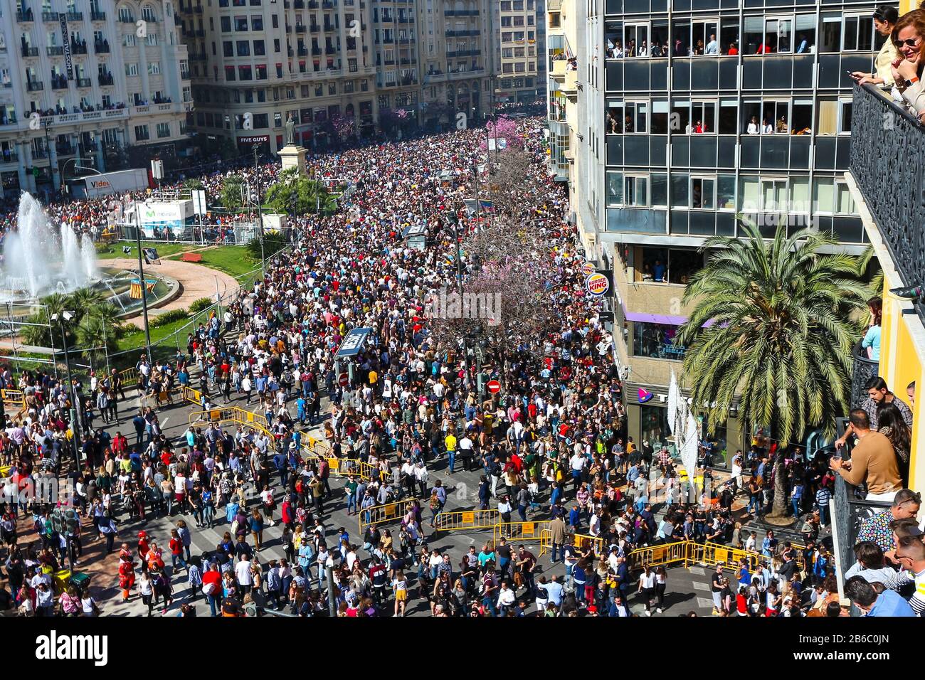 Daytime fireworks hi-res stock photography and images - Alamy