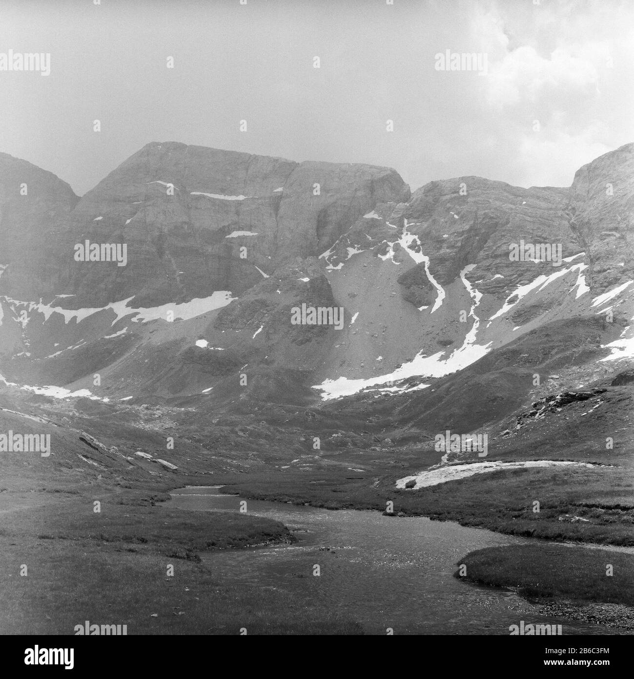 Cirque landscape Black and White Stock Photos & Images - Alamy