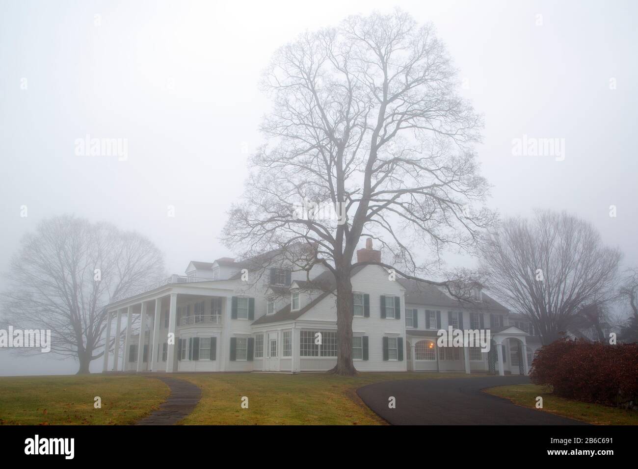 Pope Riddle House in fog, Hill-Stead Museum, Farmington, Connecticut ...