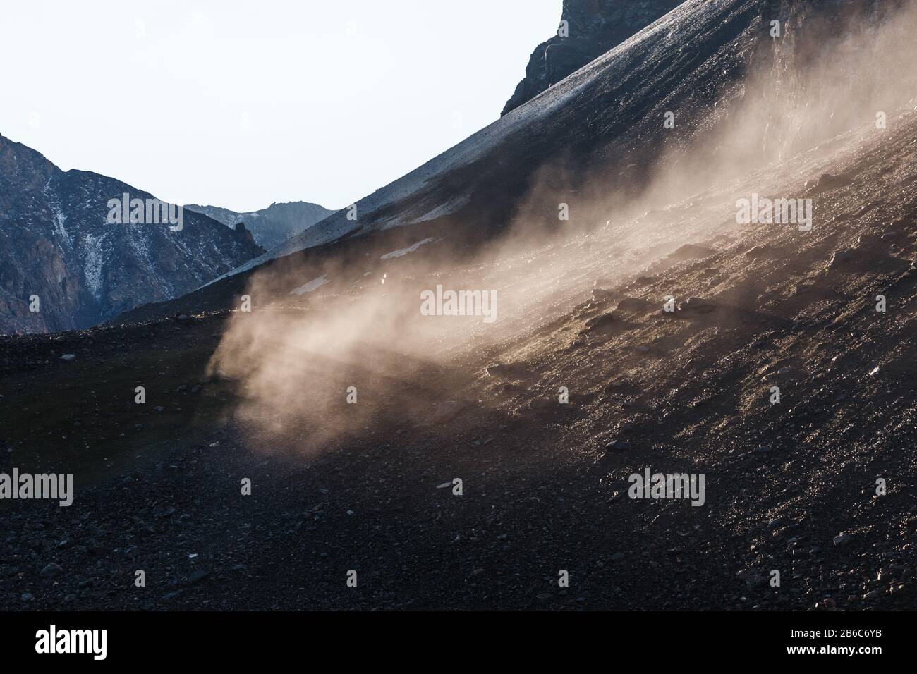 Huge rockfall hi-res stock photography and images - Alamy