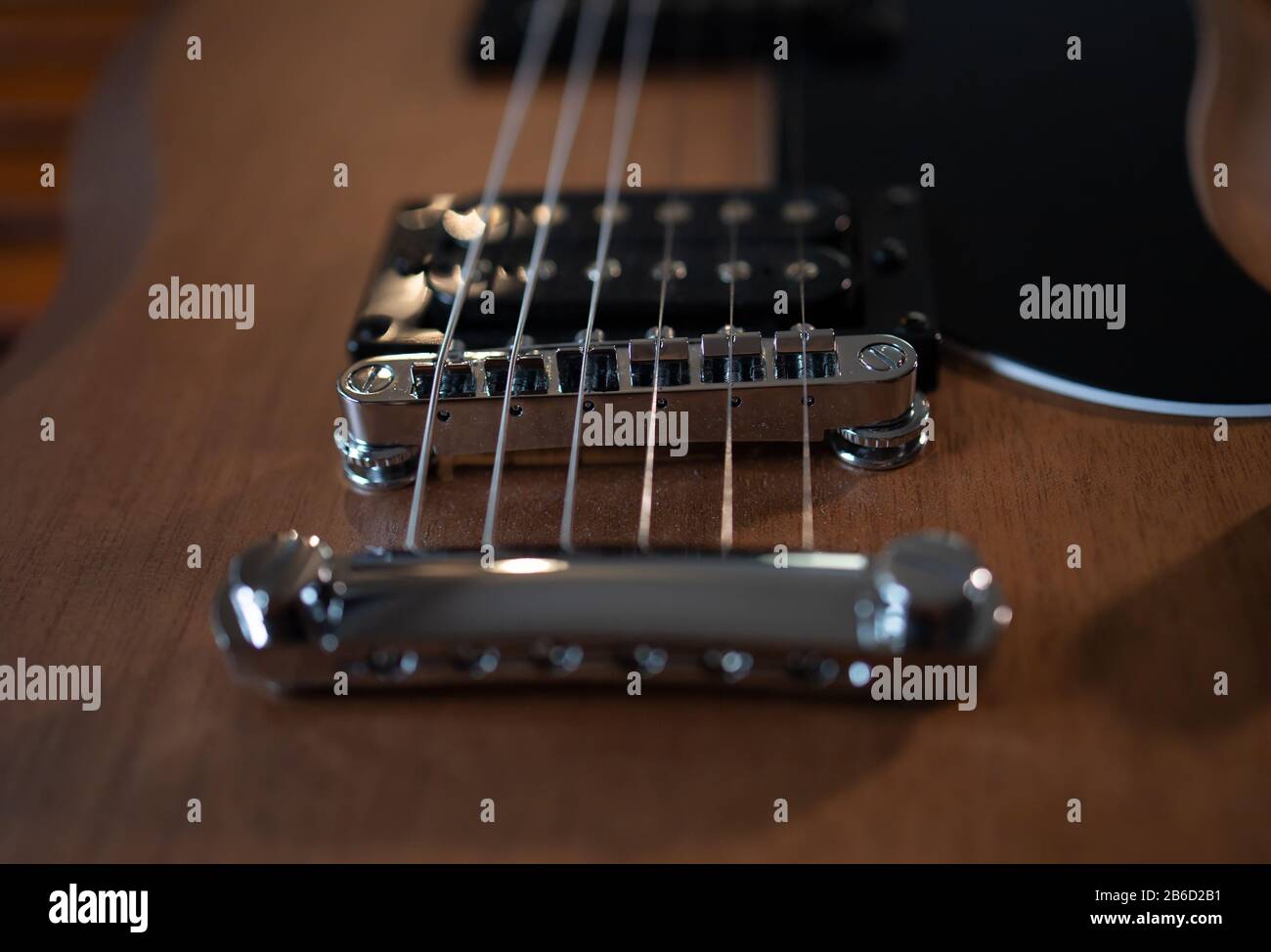 Strings play hi-res stock photography and images - Alamy
