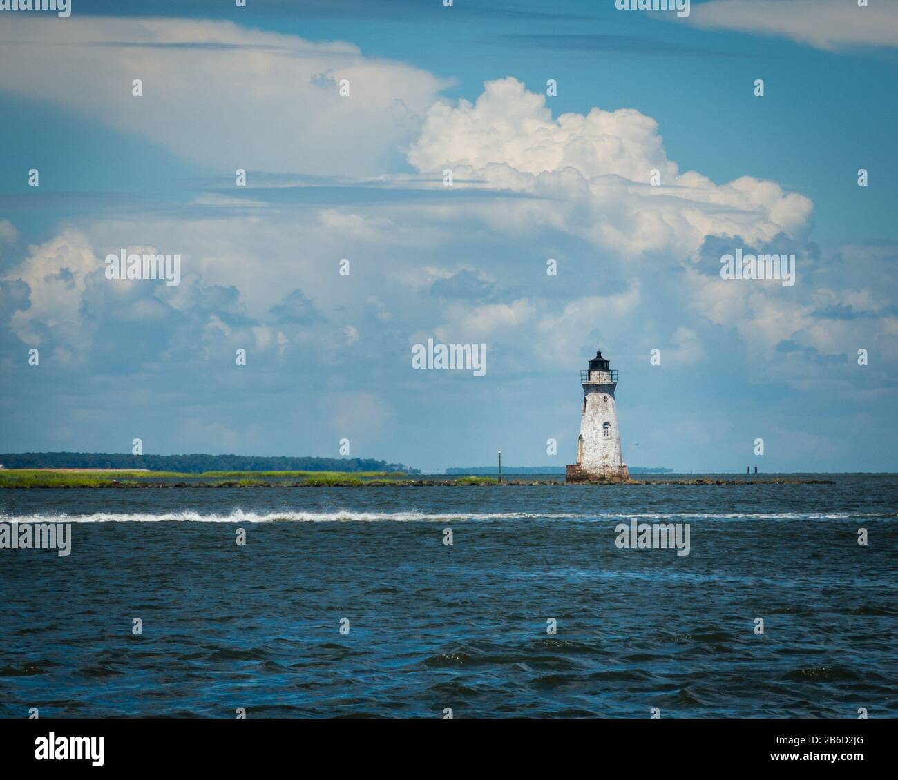 Sky water light guide hi-res stock photography and images - Alamy