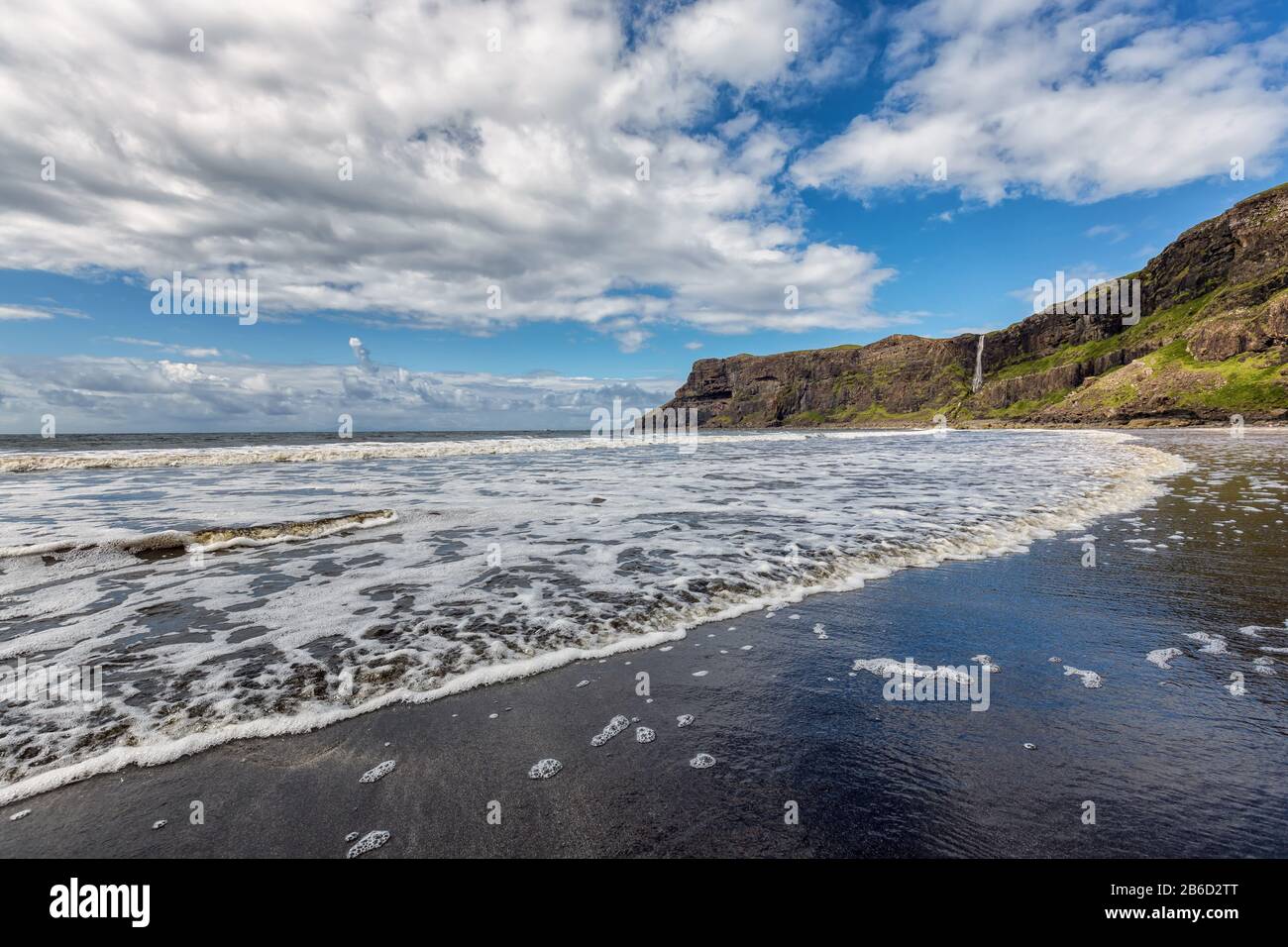 Talisker Bay on the Isle of Skye Stock Photo - Alamy