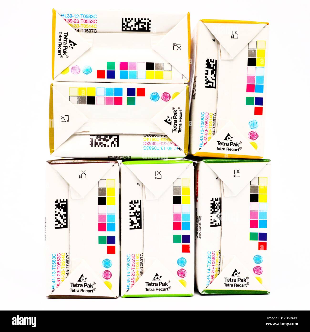 Tetra brik aseptic tetra pak Cut Out Stock Images & Pictures - Alamy