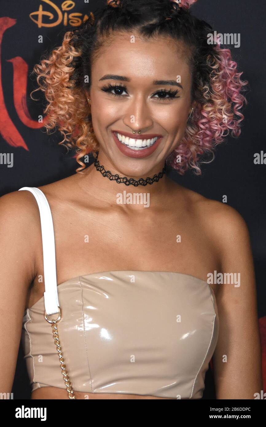 Amber Johnson's Instagram, Twitter & Facebook on IDCrawl