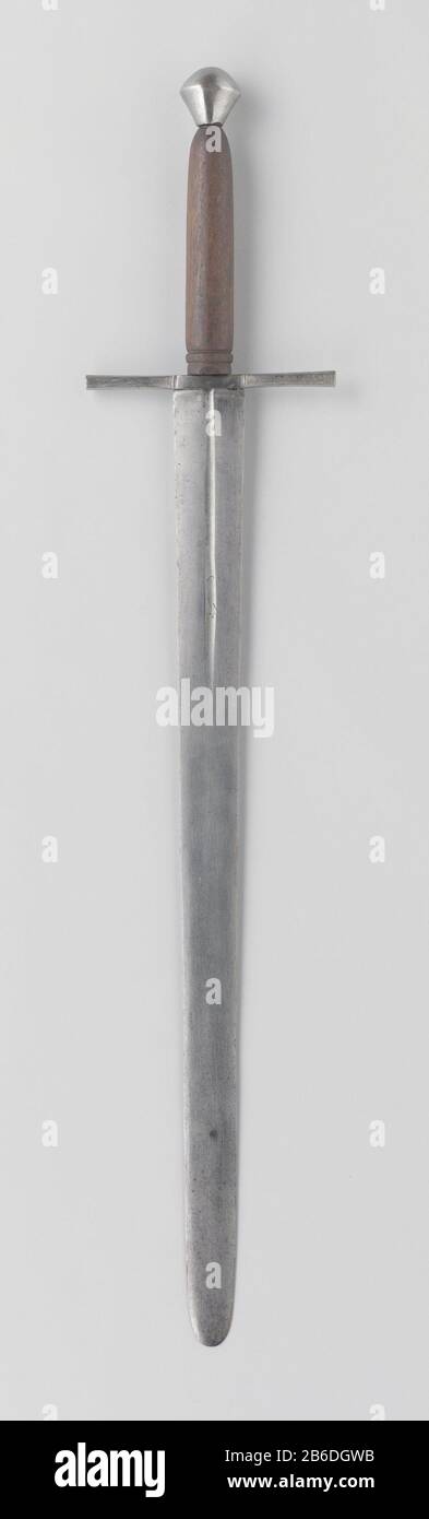 Executioner sword hi-res stock photography and images - Alamy