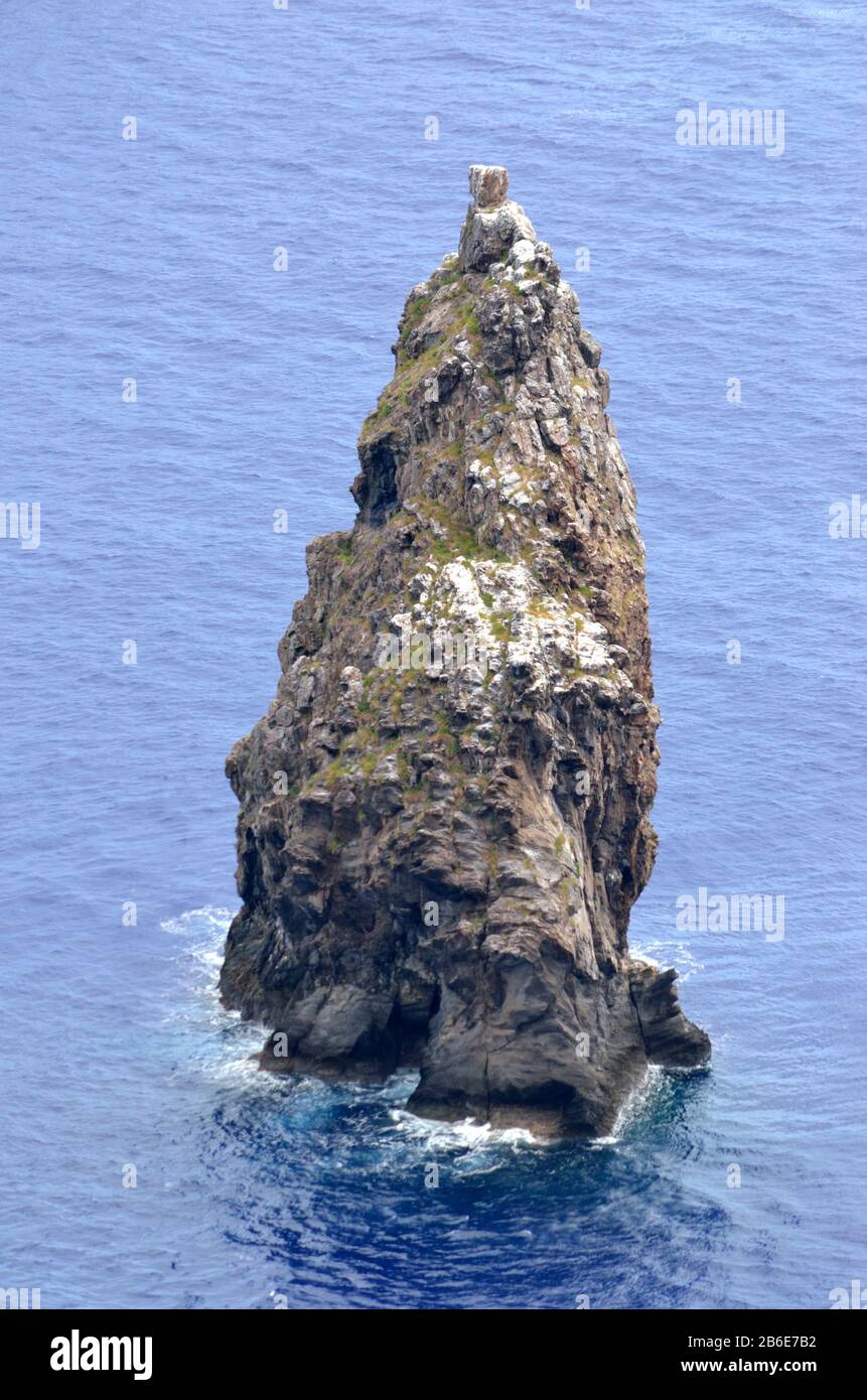 Easter Island, manutara Island Stock Photo - Alamy