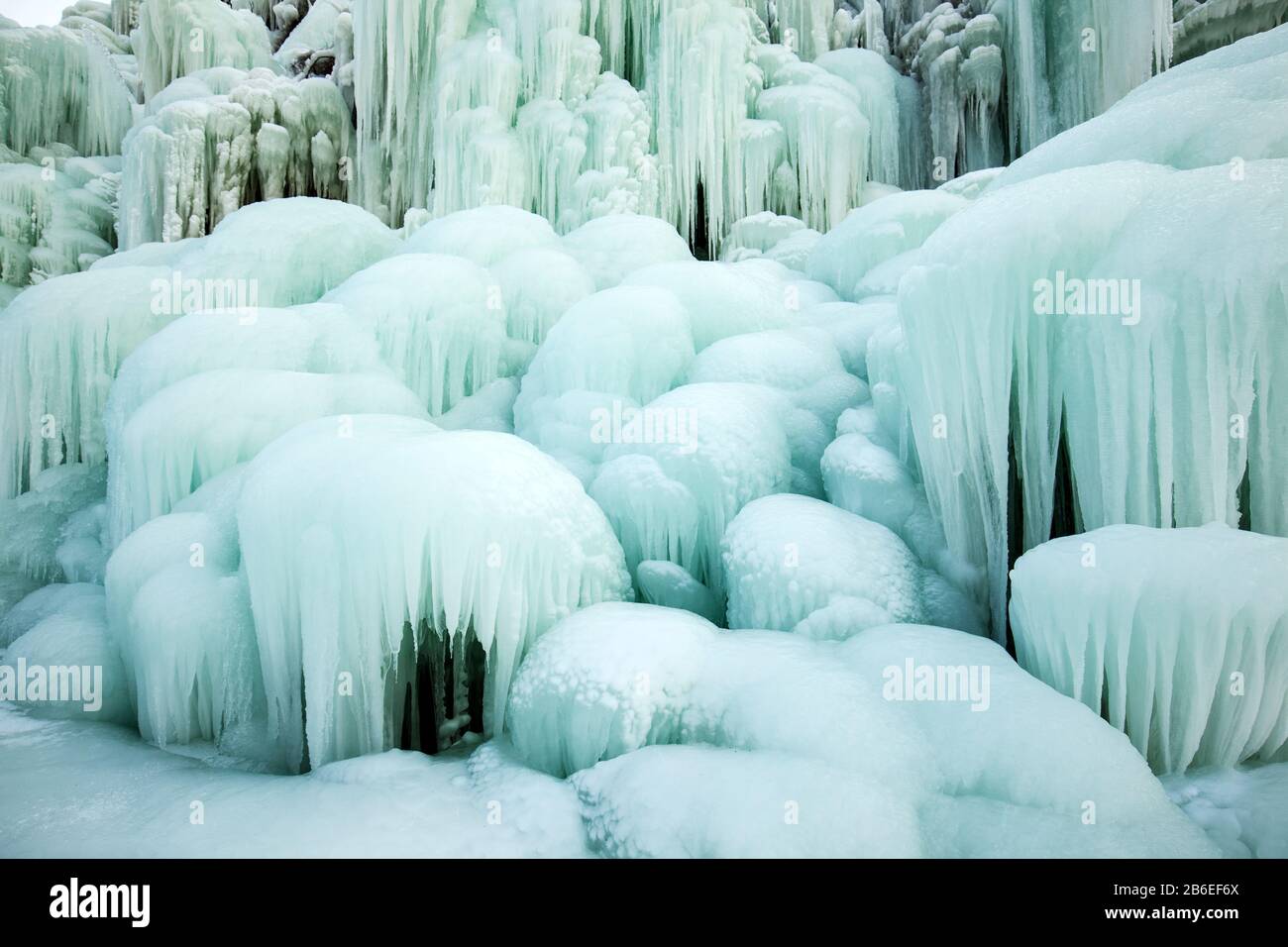 Ice waterfall, Beautiful ice falls in winter Stock Photo - Alamy