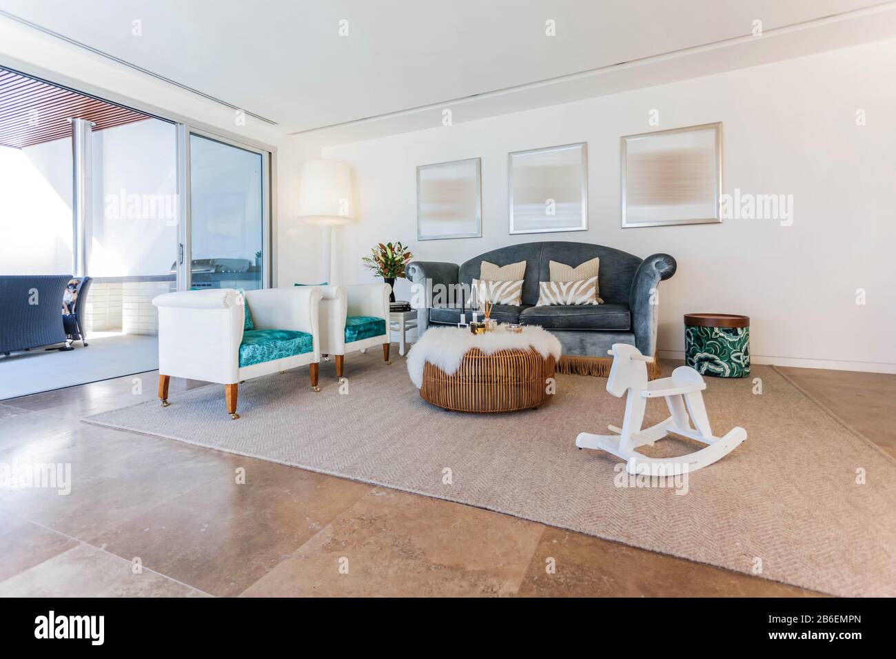 A sassy living room Stock Photo - Alamy