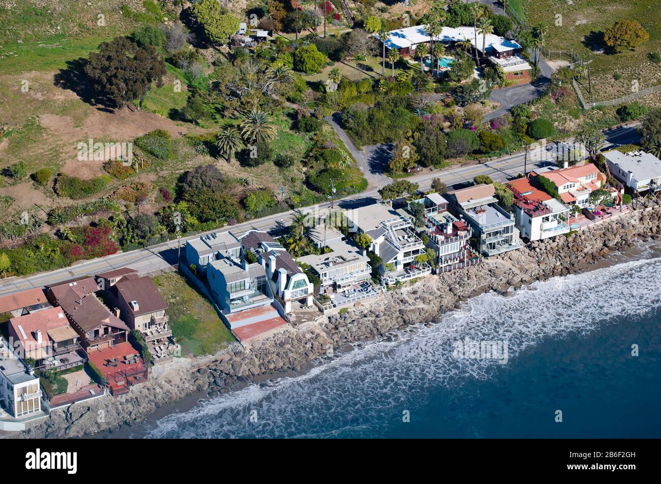Los angeles malibu beach house hi-res stock photography and images - Alamy