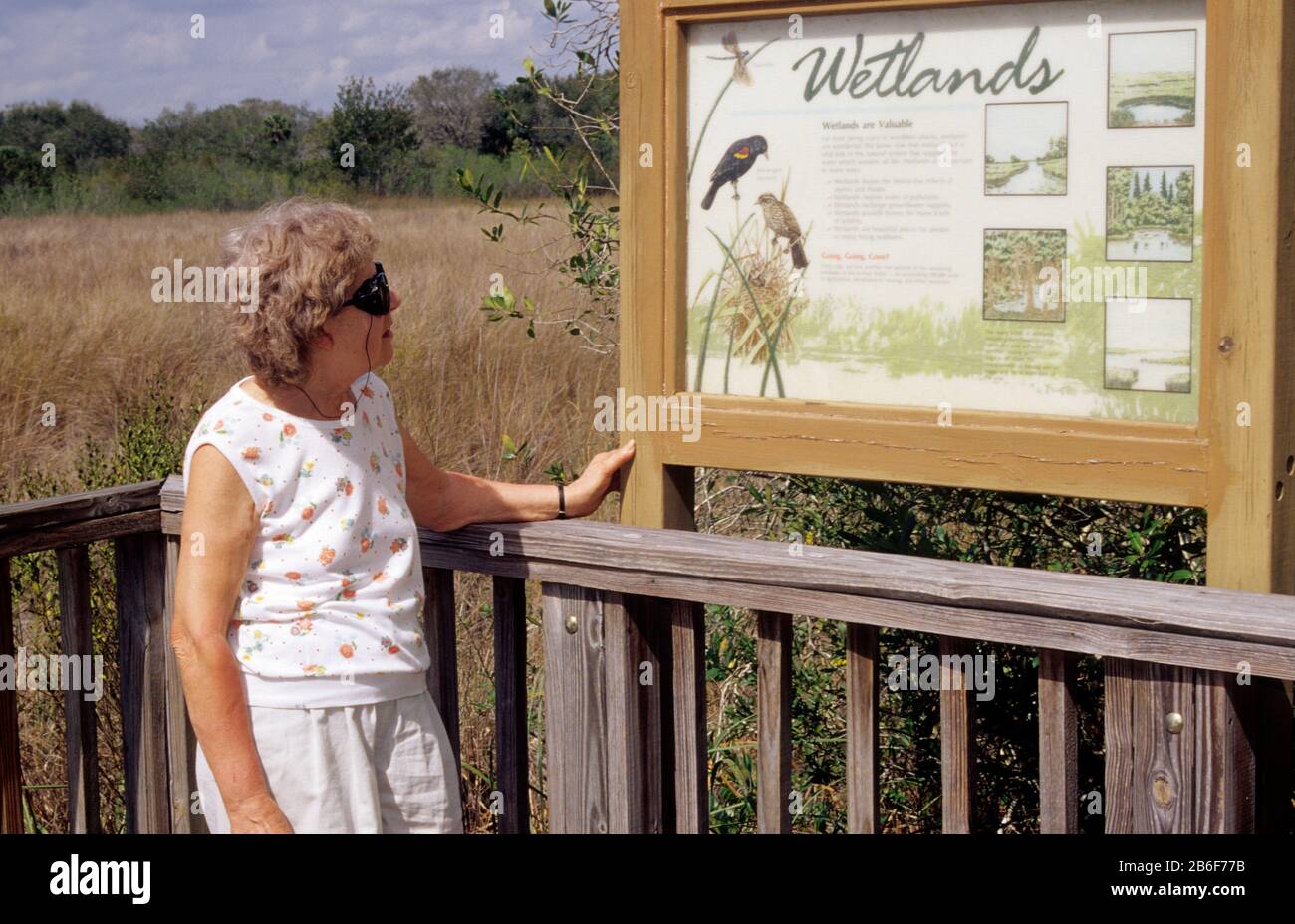 Sign board forest hi-res stock photography and images - Alamy