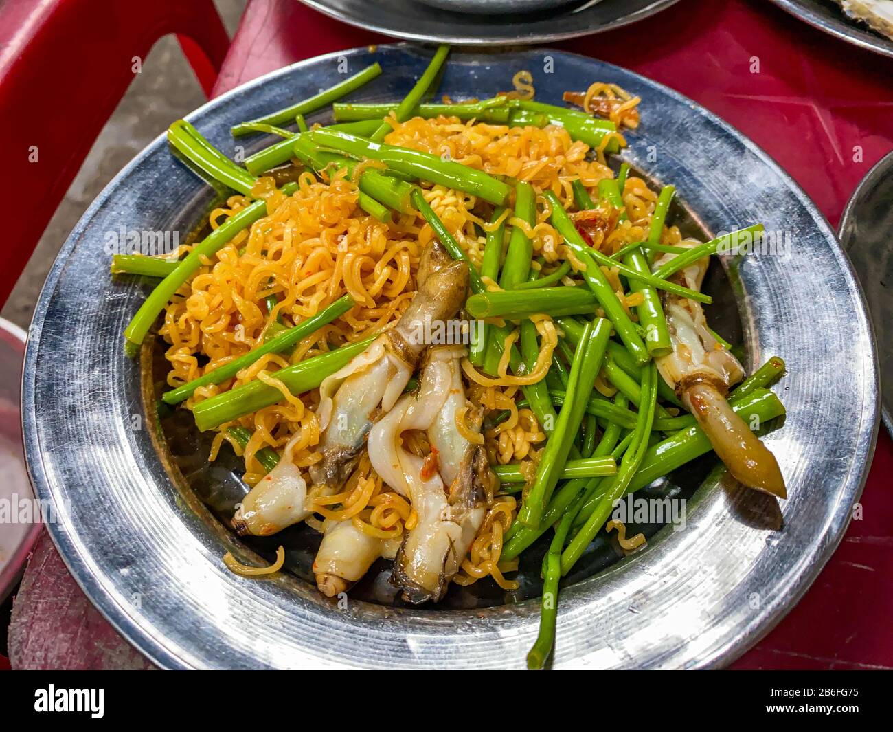Razor clam recipe hi-res stock photography and images - Alamy