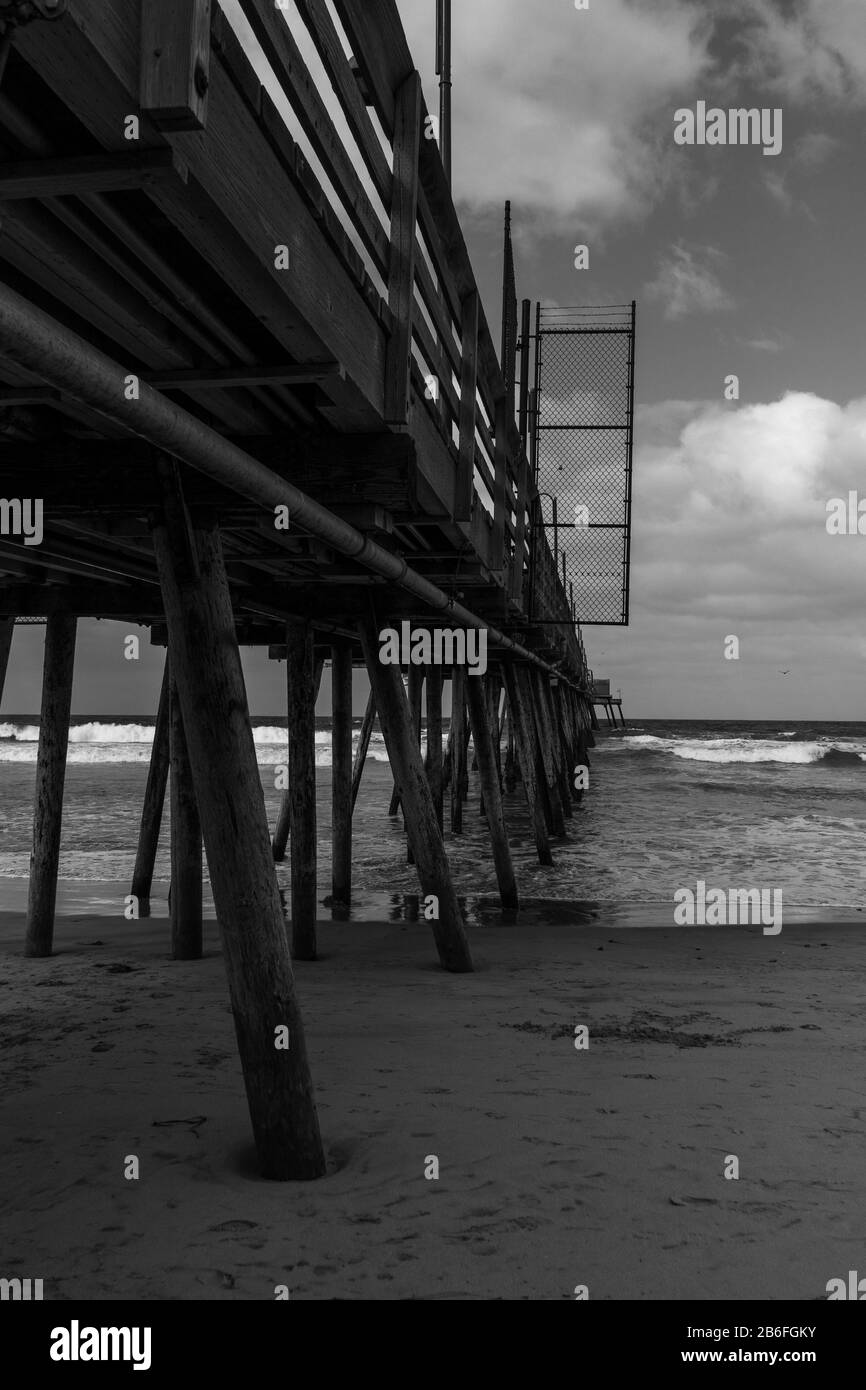 Pier shot Black and White Stock Photos & Images - Alamy