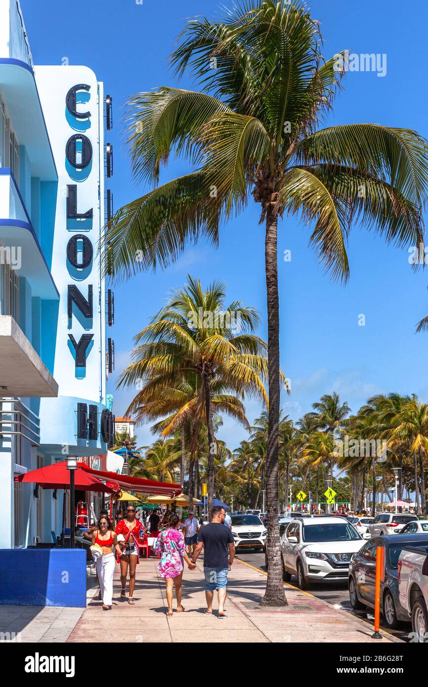 The Colony Hotel, Ocean Drive, Miami Beach, Florida, USA Stock Photo ...