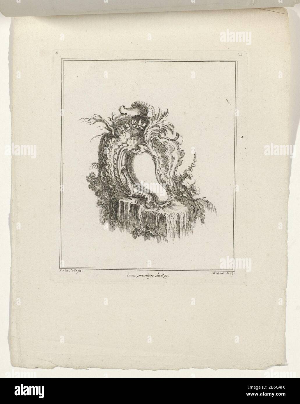 Ornamental cartouche surrounded hi-res stock photography and images - Alamy