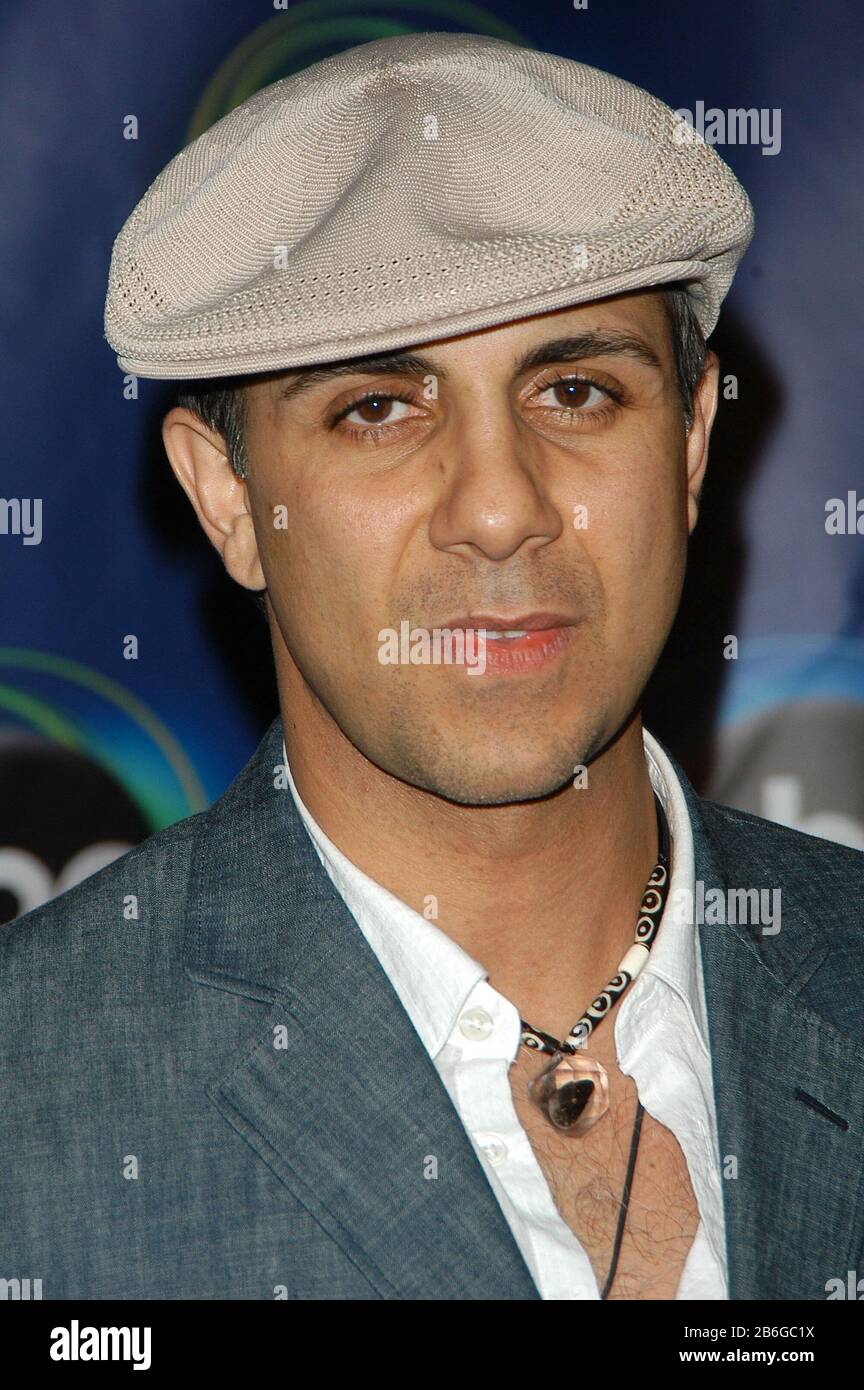 Azizi hi-res stock photography and images - Alamy