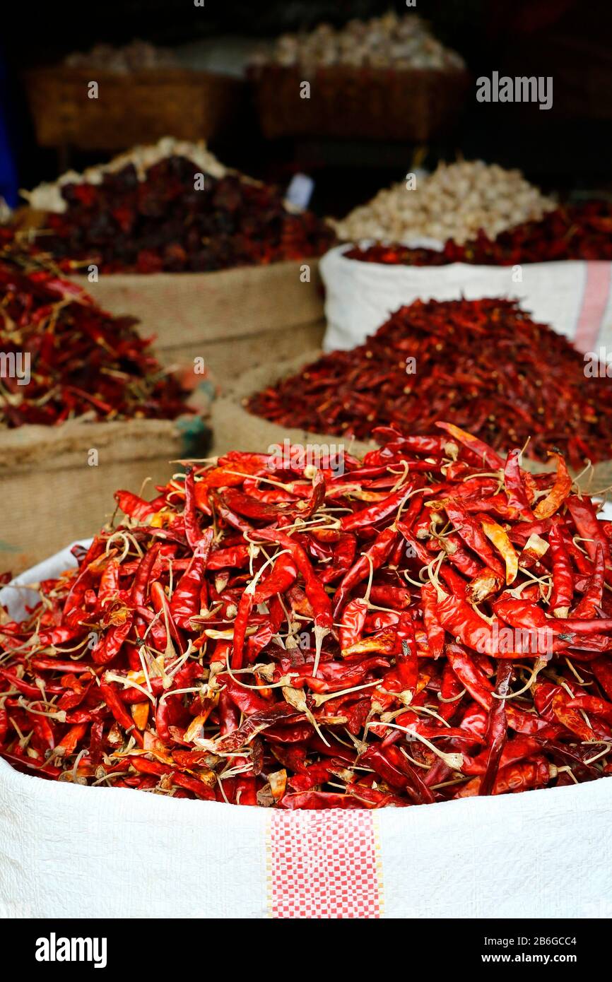 Basket of dried chili pepper Stock Photo - Alamy