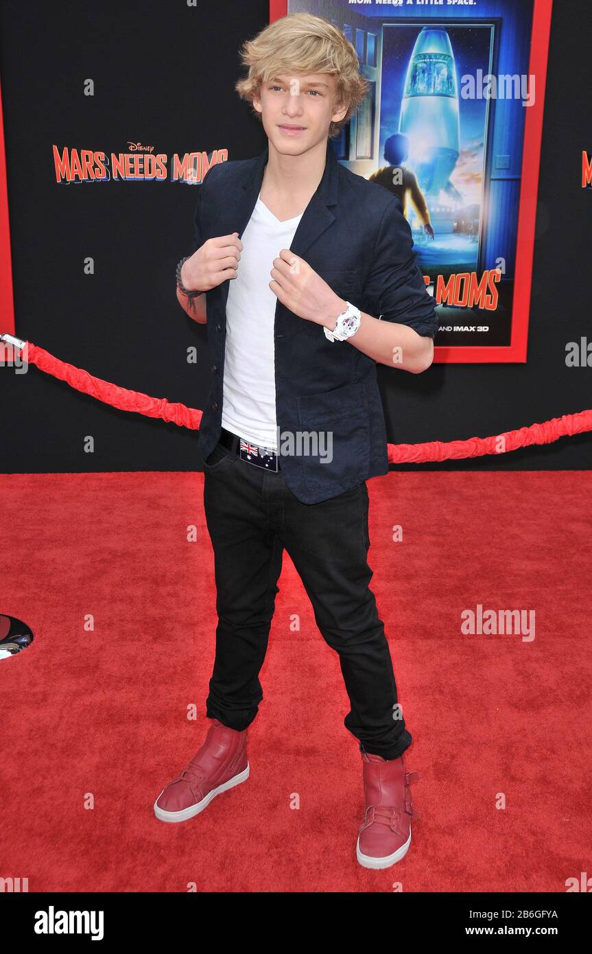 Coty Simpson at the World Premiere of "Mars Needs Moms 3D" held at the ...