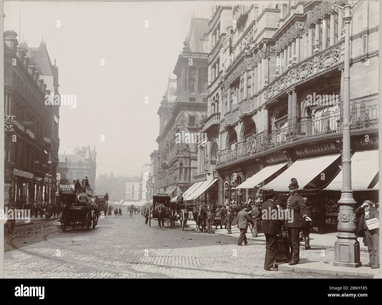 Liverpool building 1920 hi-res stock photography and images - Alamy