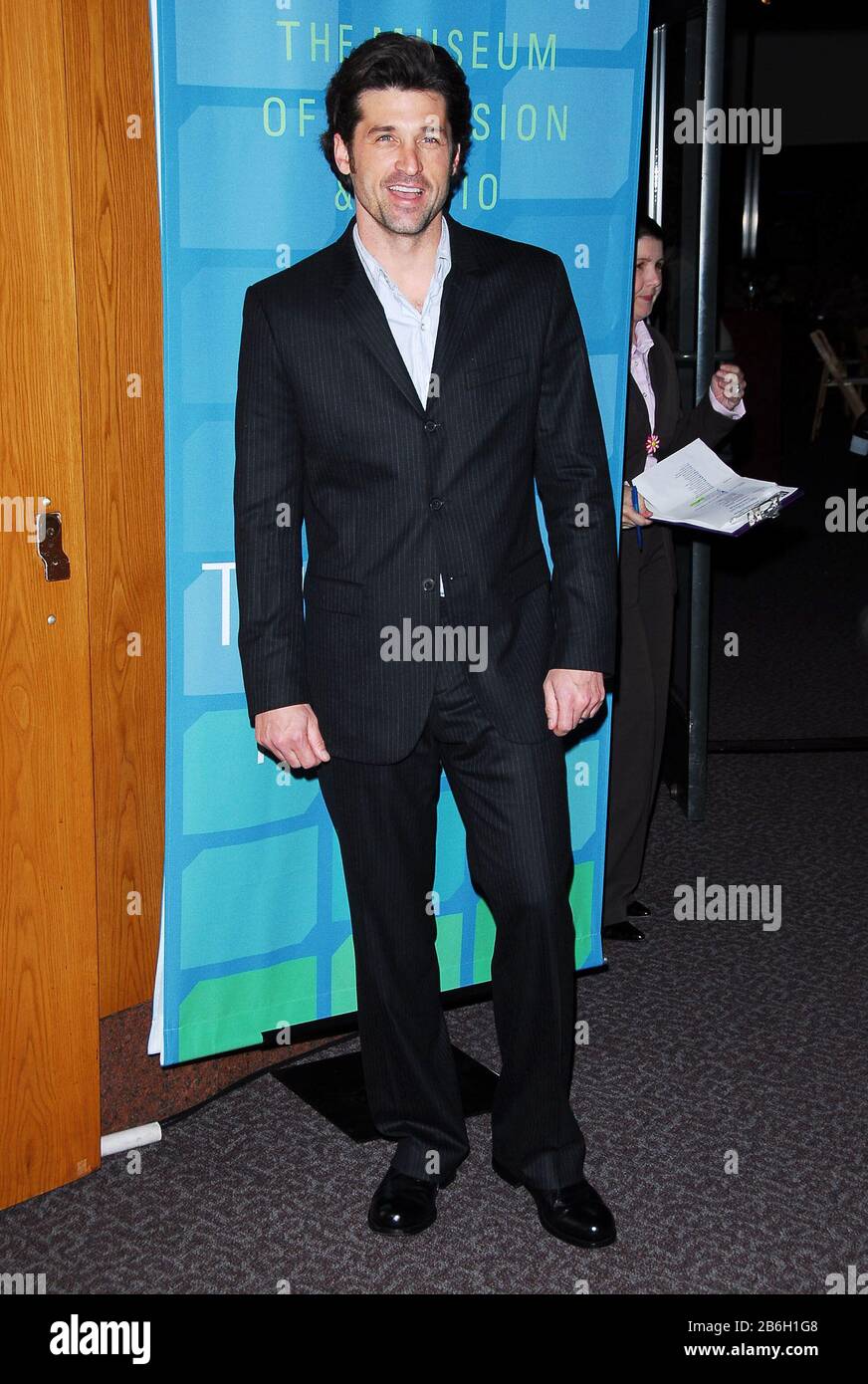 Patrick dempsey in grey’s anatomy hi-res stock photography and images ...