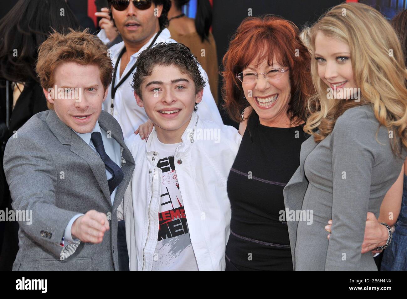 Seth Green, Ryan Ochoa, Mindy Sterling and Elisabeth Harnois at the ...