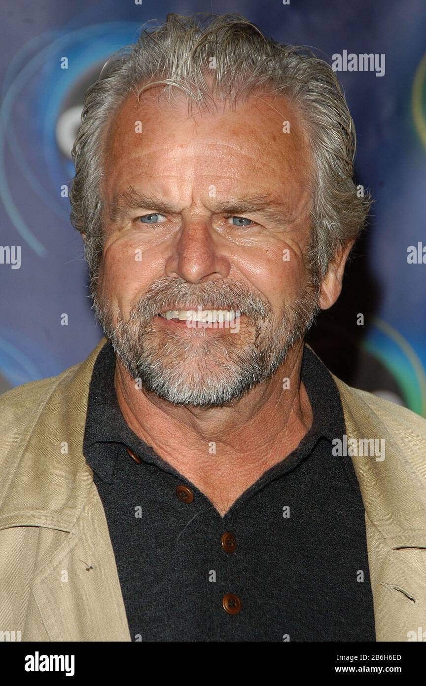 William devane hi-res stock photography and images - Alamy
