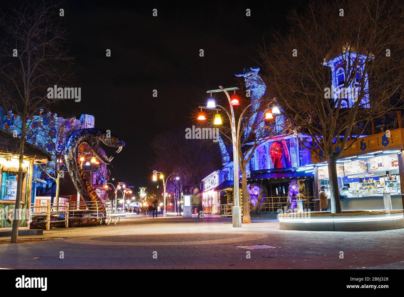Funfair ride amusementpark prater vienna hi-res stock photography and ...