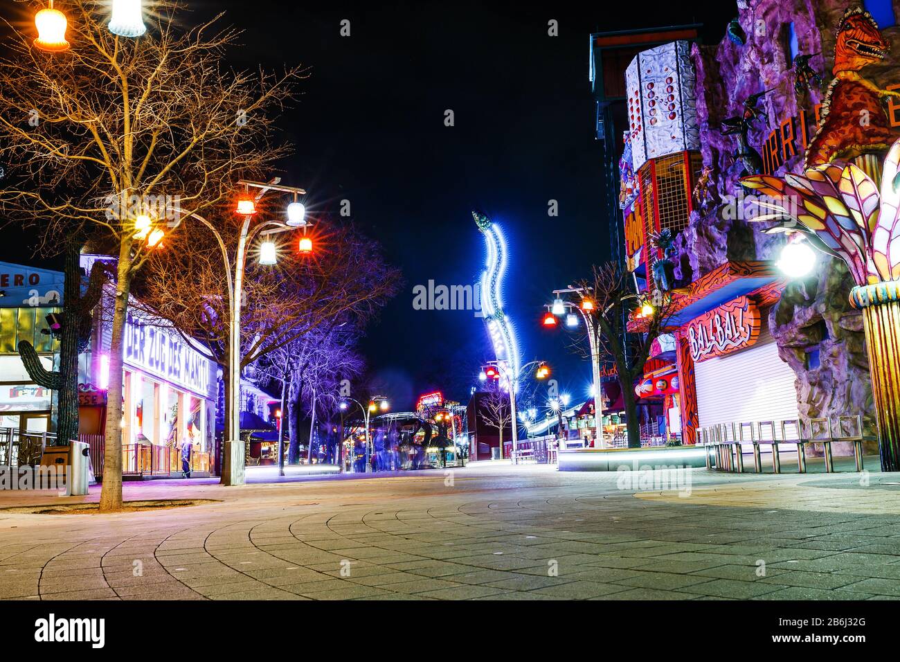 Funfair ride amusementpark prater vienna hi-res stock photography and ...