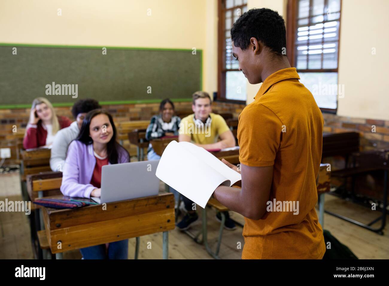 Presentation pupil hi-res stock photography and images - Alamy