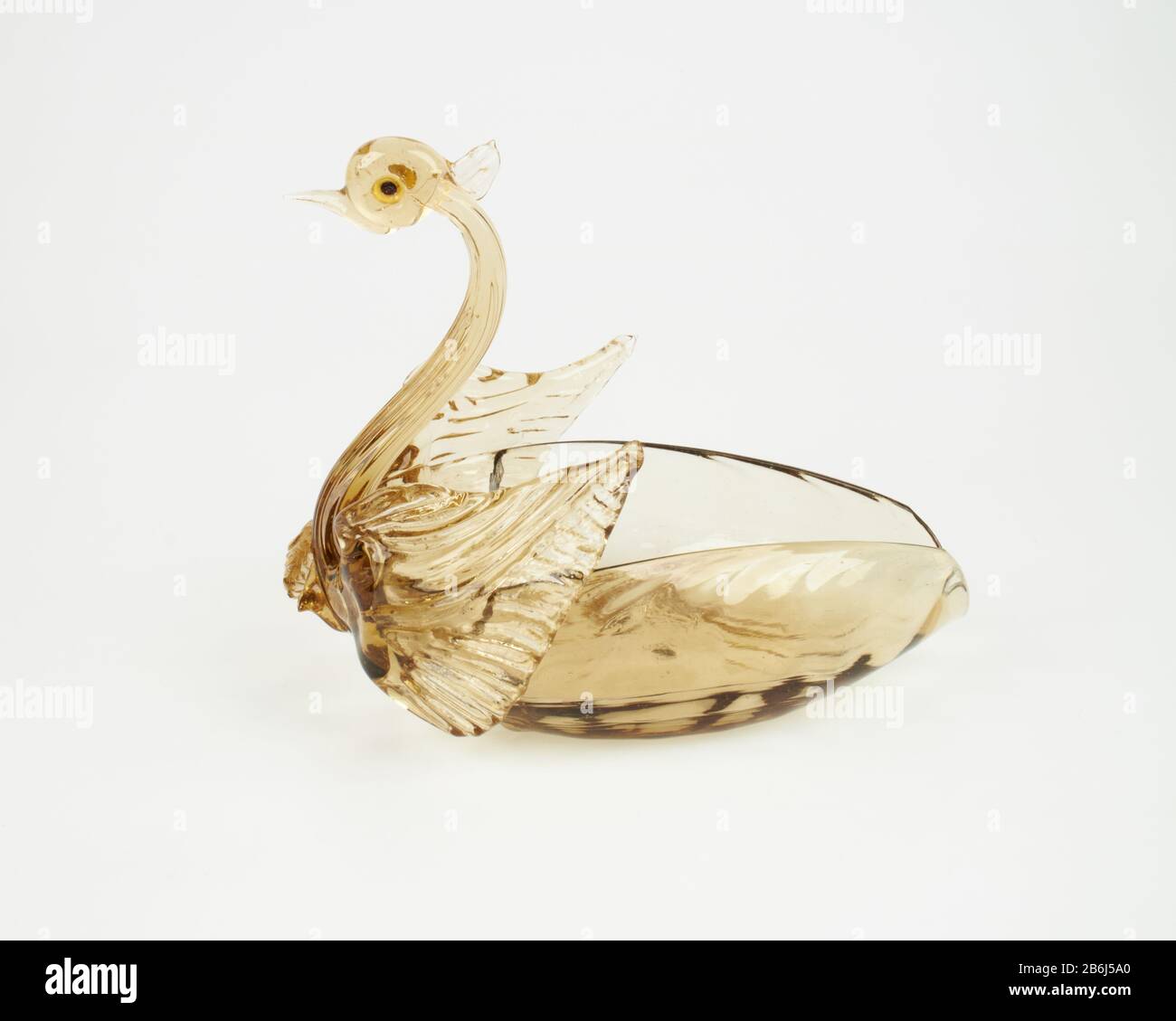 Antique 1900s Salviati Venetian amber glass swan dish Stock Photo - Alamy