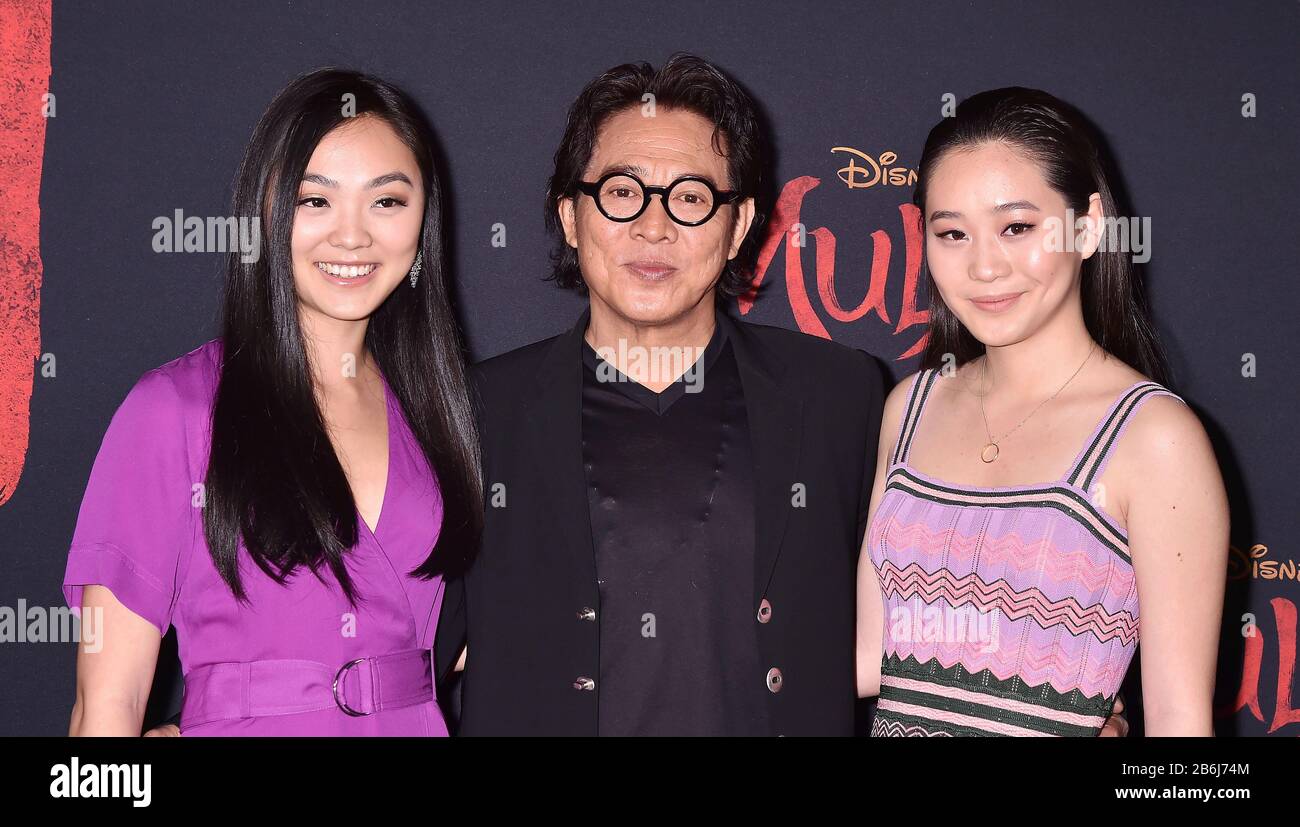 HOLLYWOOD, CA - MARCH 09: Jet Li and daughters Jane (L) and Jada (R ...