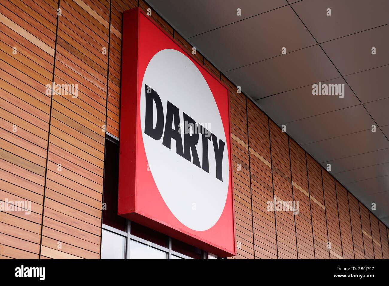 Darty Shop Sign High Resolution Stock Photography and Images - Alamy