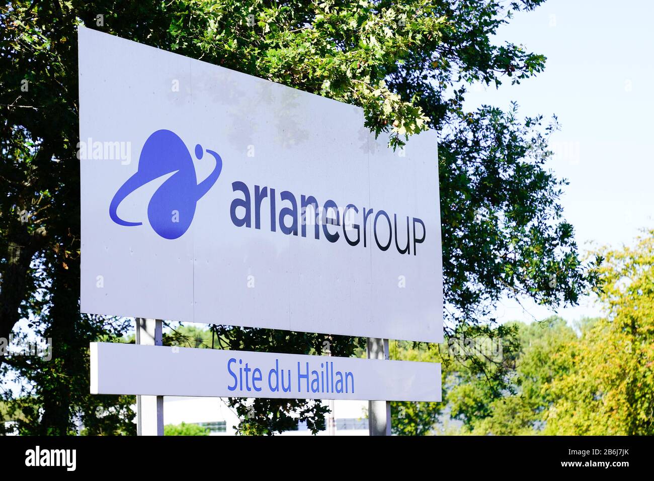 Bordeaux , Aquitaine / France - 10 11 2019 : ariane group in Le haillan ...