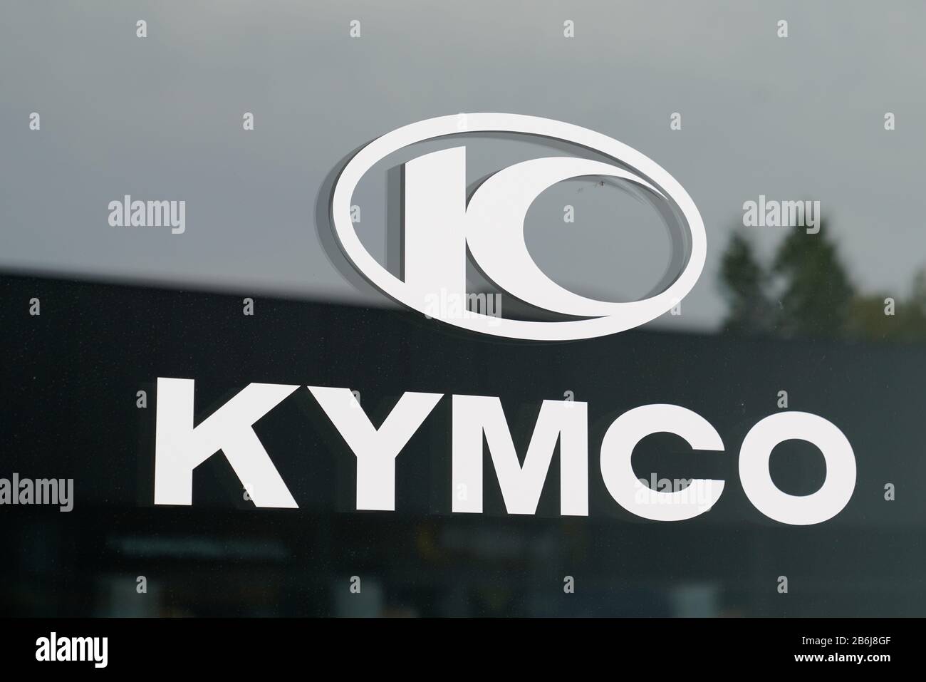 Kymco logo hi-res stock photography and images - Alamy