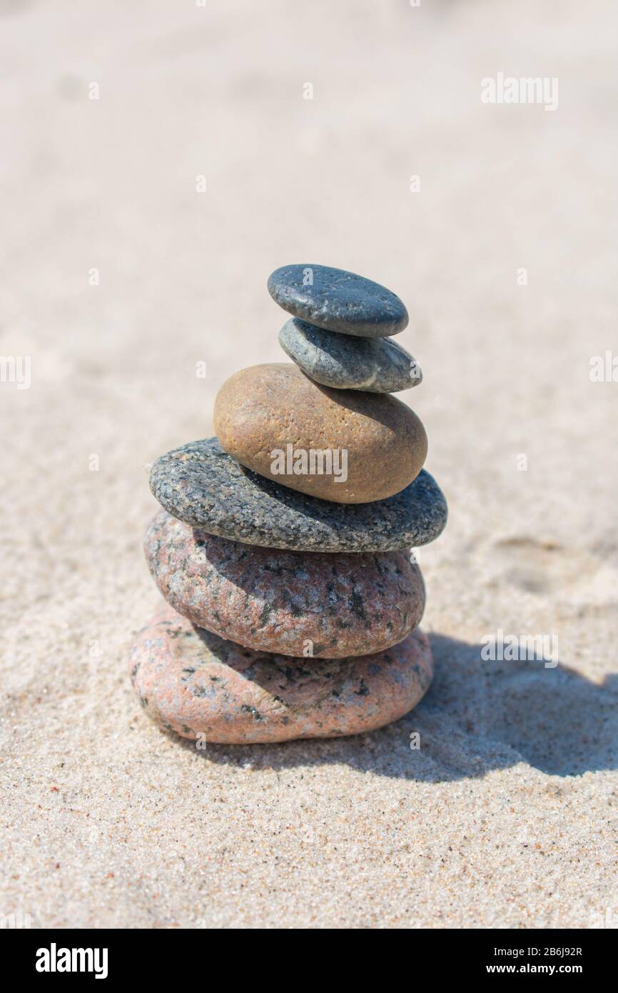 Pebble garden tower hi-res stock photography and images - Alamy