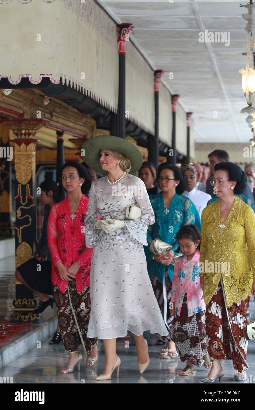 Ina king hi-res stock photography and images - Alamy