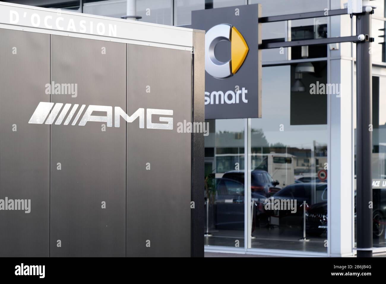 Bordeaux , Aquitaine / France - 02 01 2020 : Smart mercedes benz amg ...