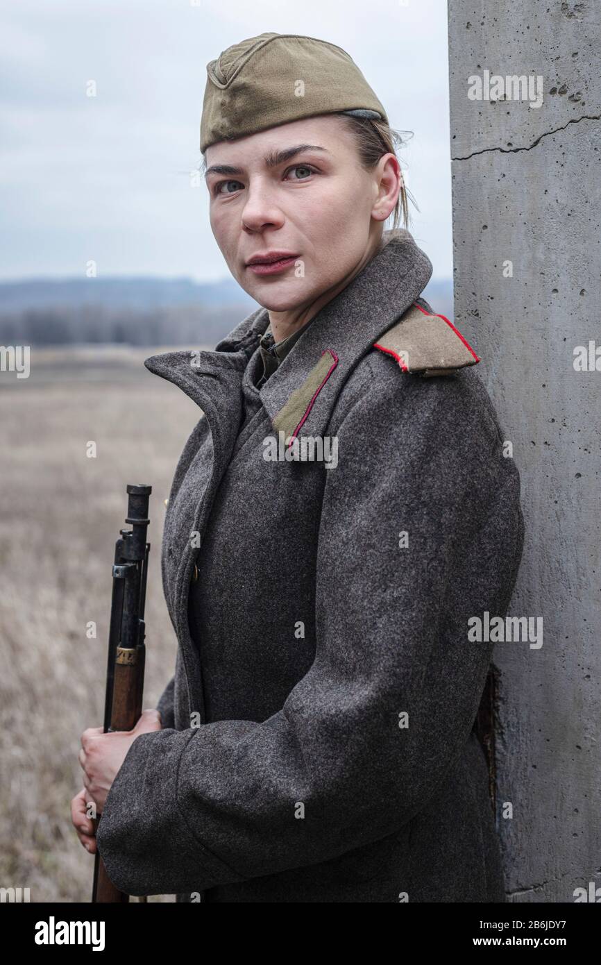 Soviet woman soldier 1943 hi-res stock photography and images - Alamy