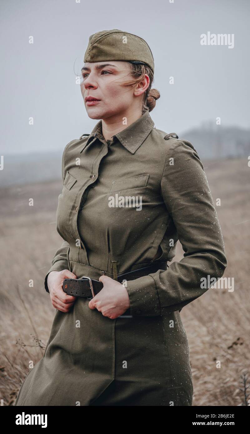 Soviet woman soldier 1943 hi-res stock photography and images - Alamy