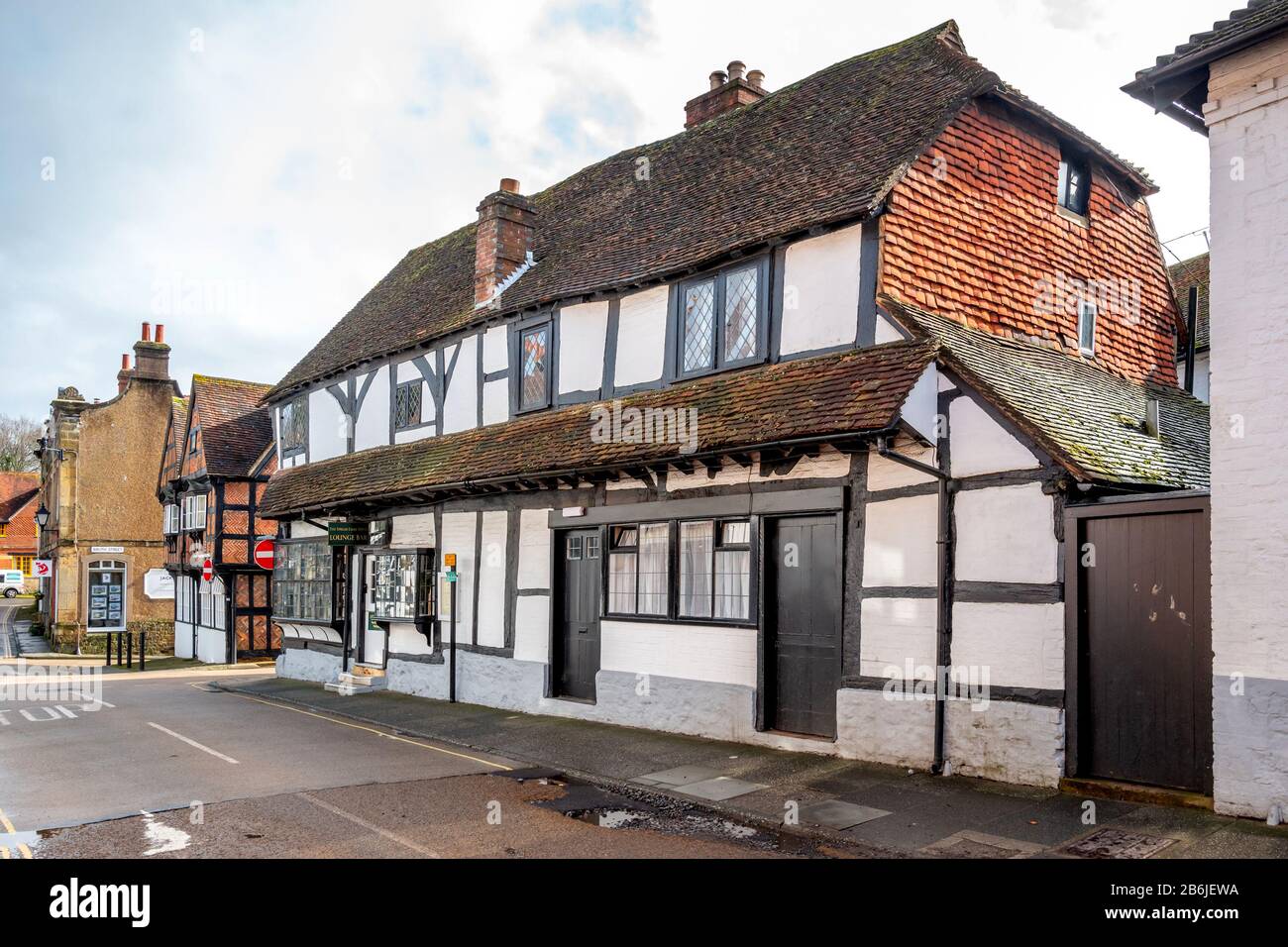 Beautiful old buildings in Midhurst Stock Photo - Alamy