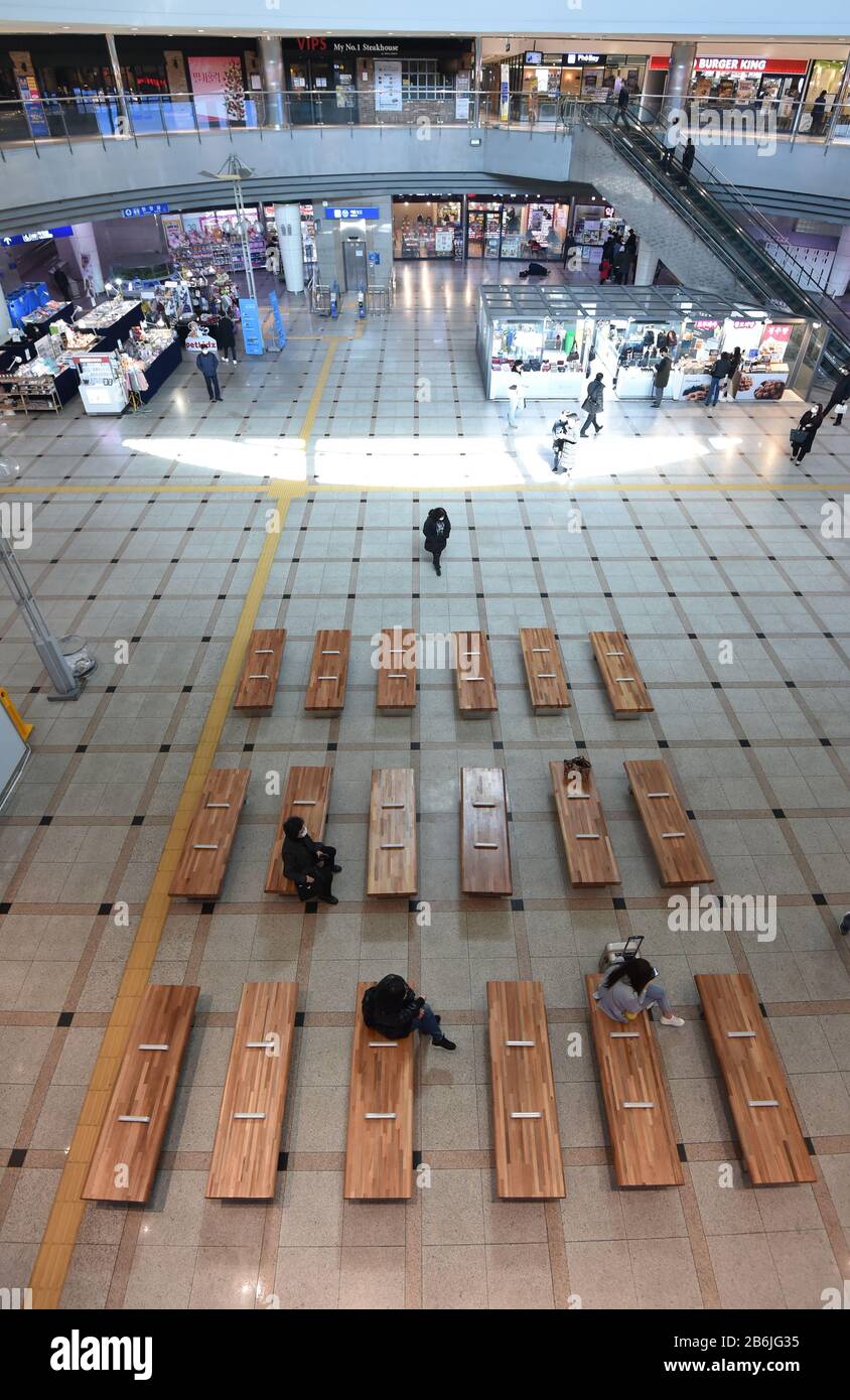 Suwon station hi-res stock photography and images - Alamy