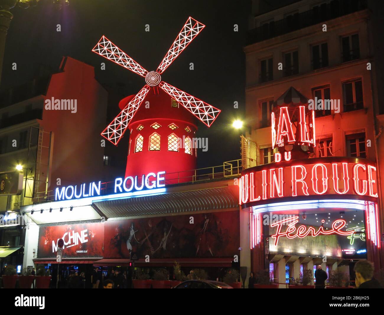Paris cabaret dance dancing hi-res stock photography and images - Alamy