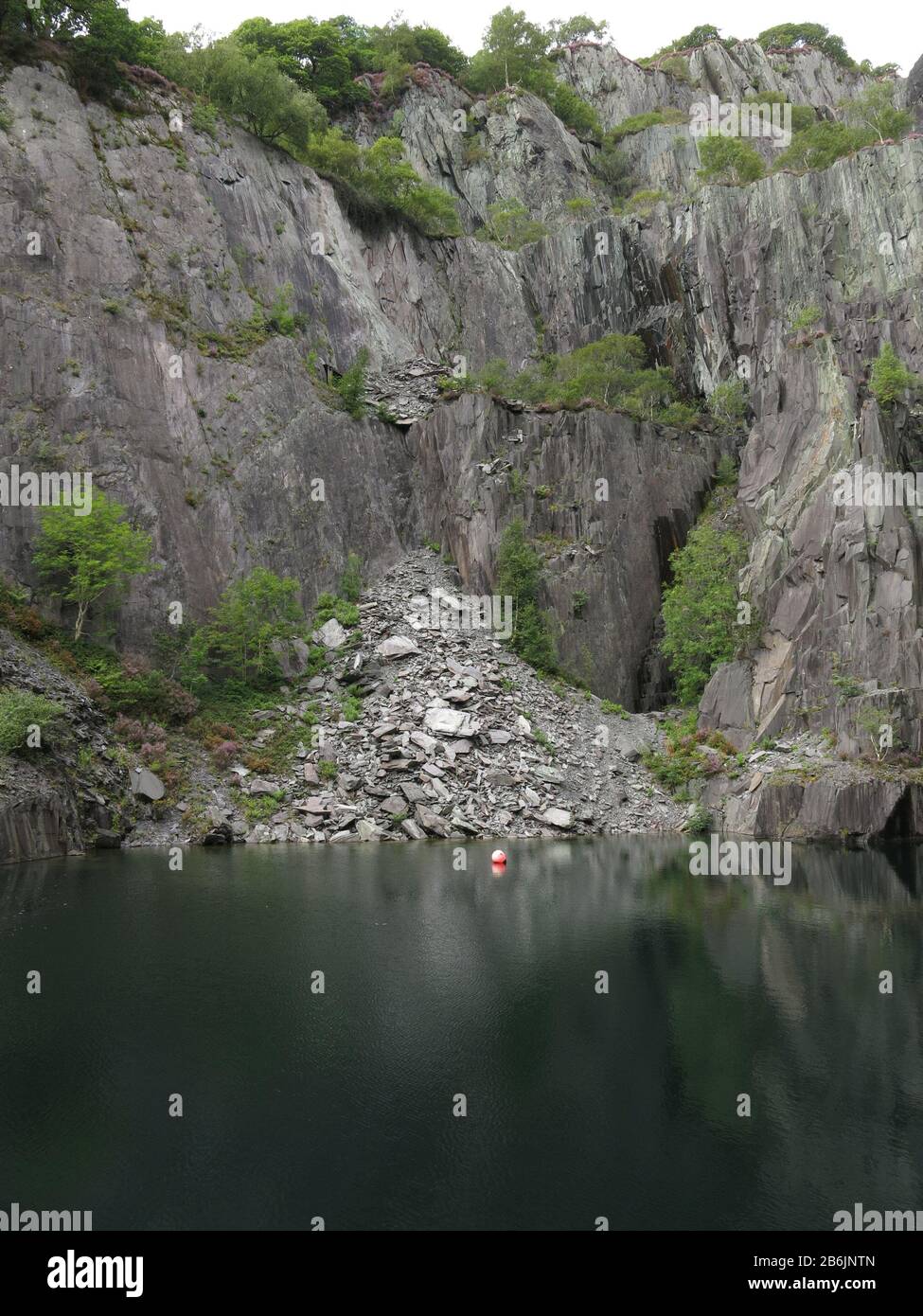 Slate quarry wales hi-res stock photography and images - Alamy