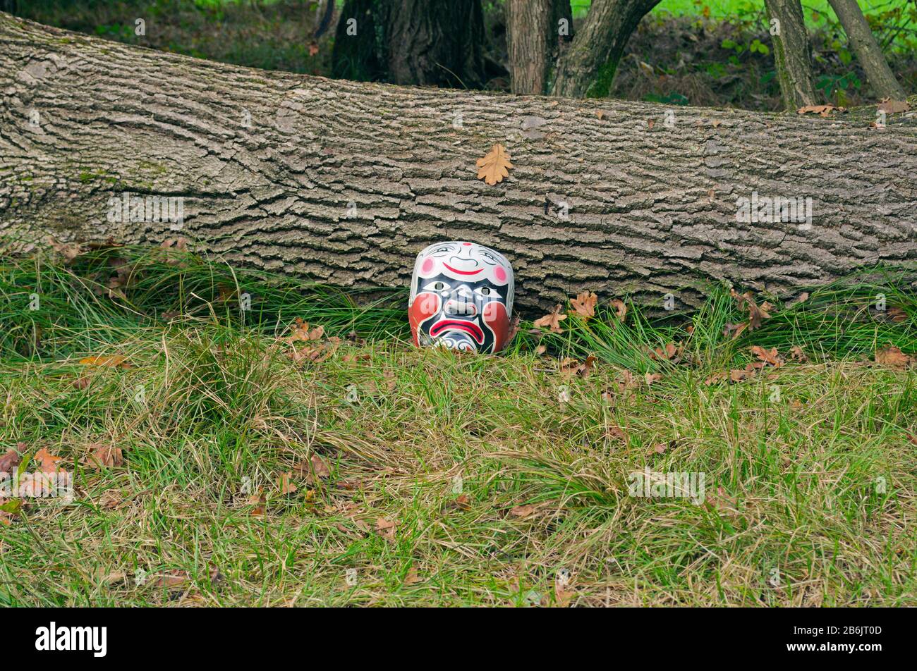 Chinese opera mask hi-res stock photography and images - Alamy