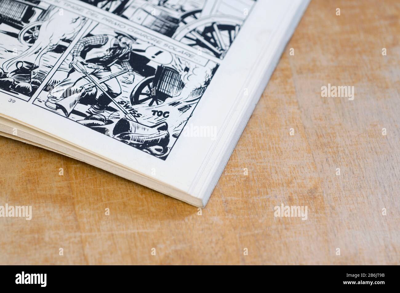 Old comic page hi-res stock photography and images - Alamy