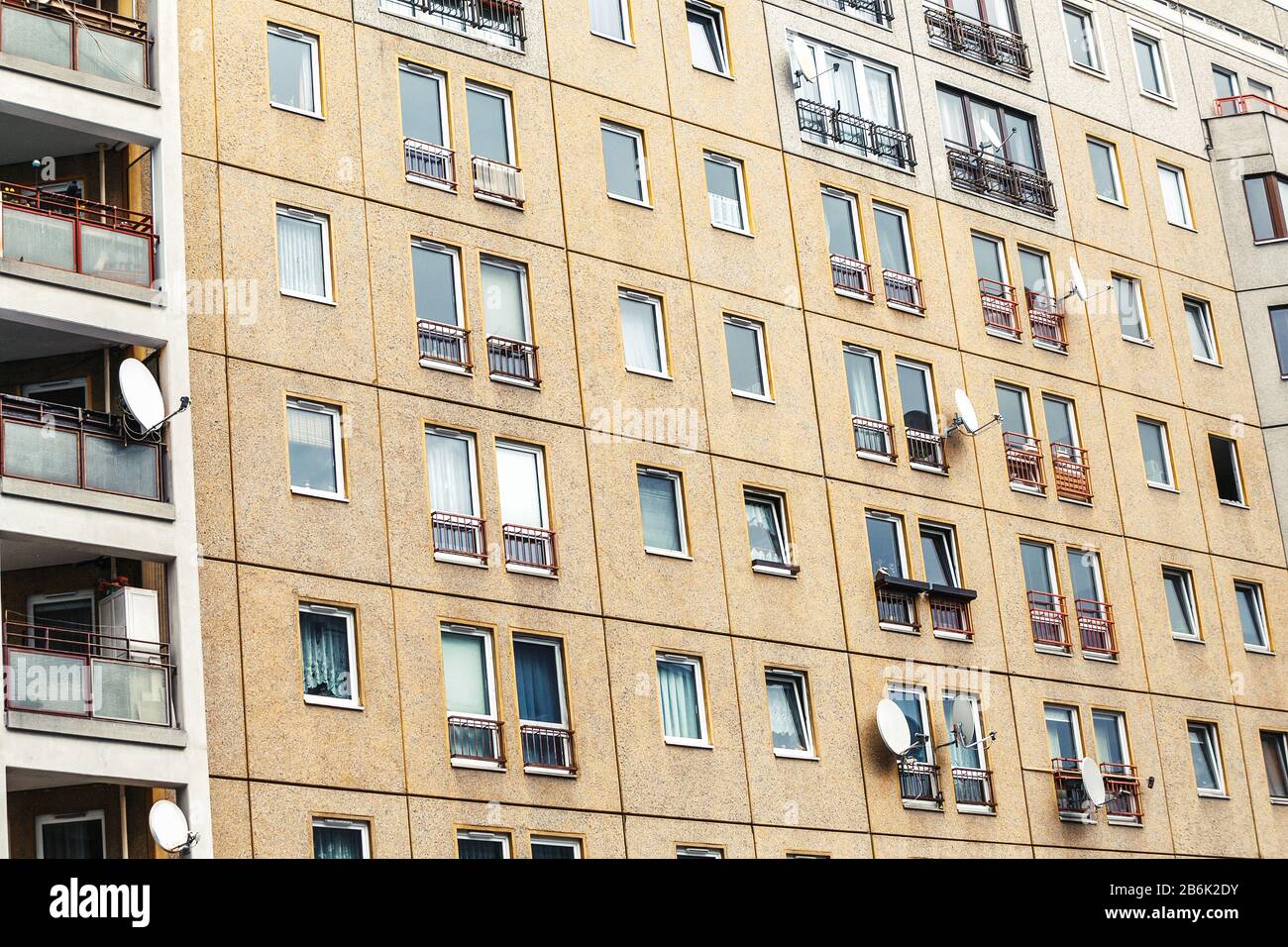 panel built house with row of windows Stock Photo - Alamy