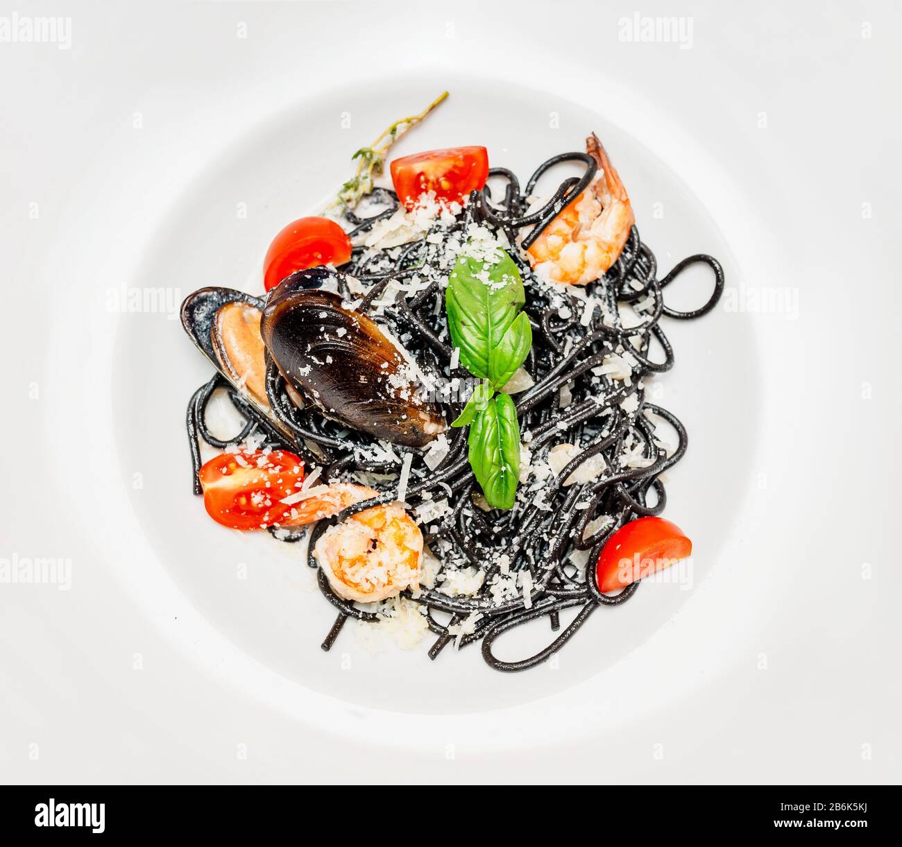 Cuttlefish ink noodles hi-res stock photography and images - Alamy