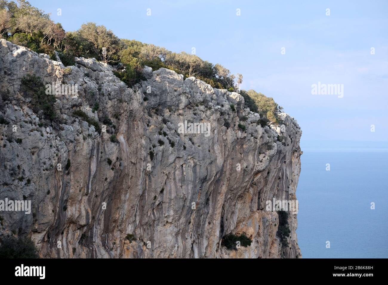 Far away rock hi-res stock photography and images - Alamy