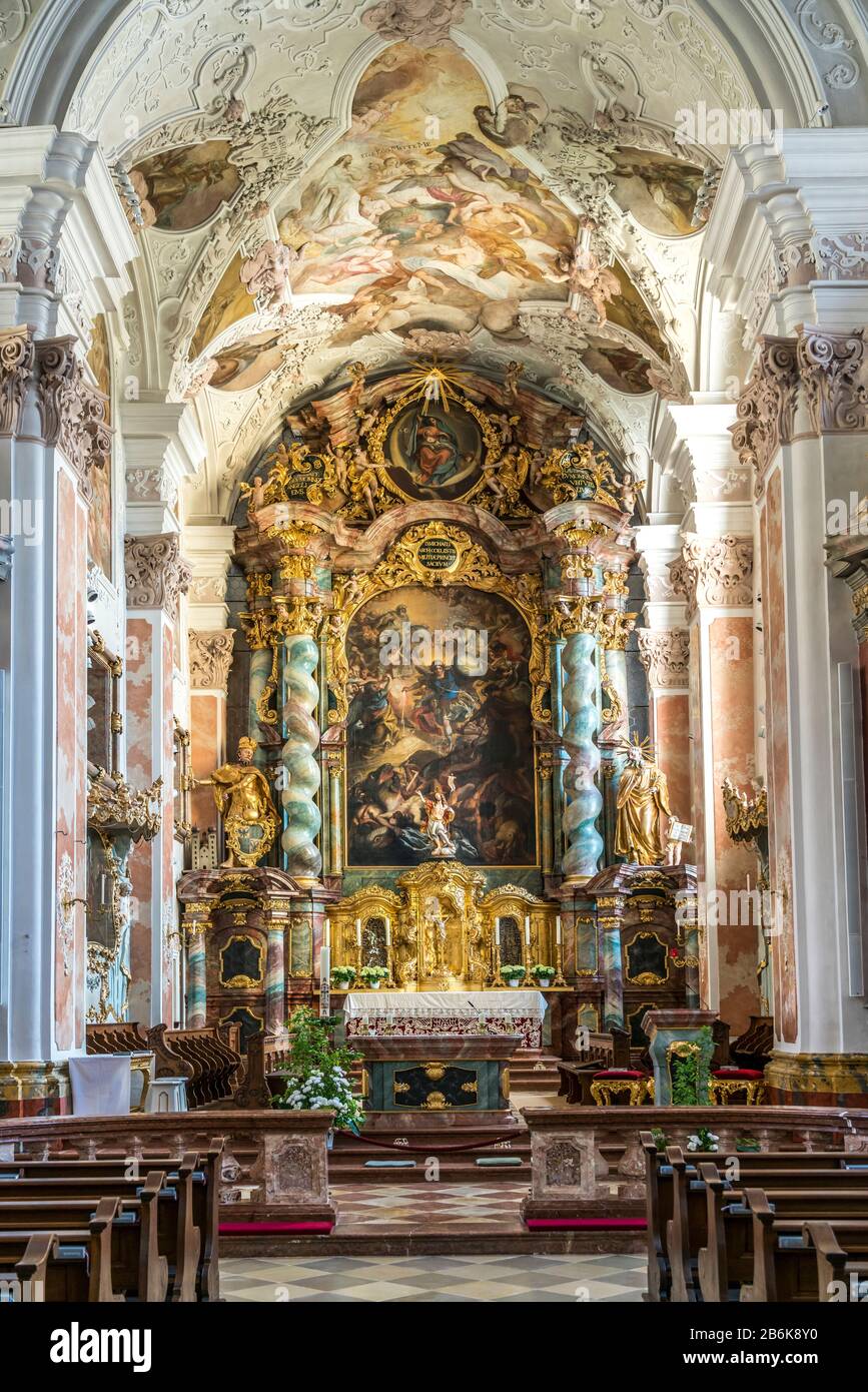 Innenraum Abteikirche St. Michael des Kloster Metten, Niederbayern ...